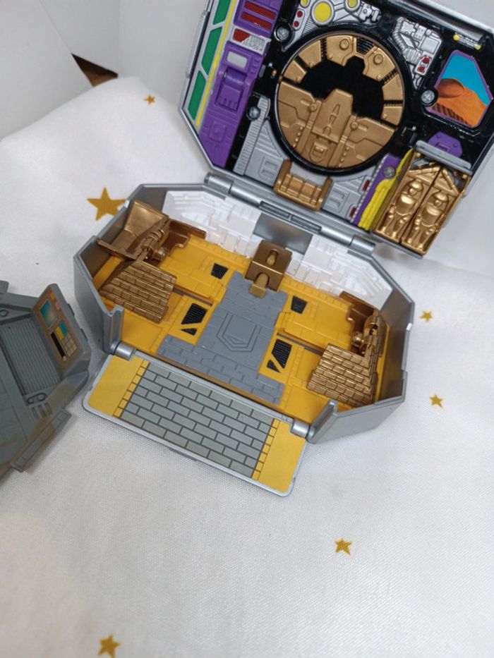 Morphin power rangers micro base playset pyramide mammouth bandai Polly ...