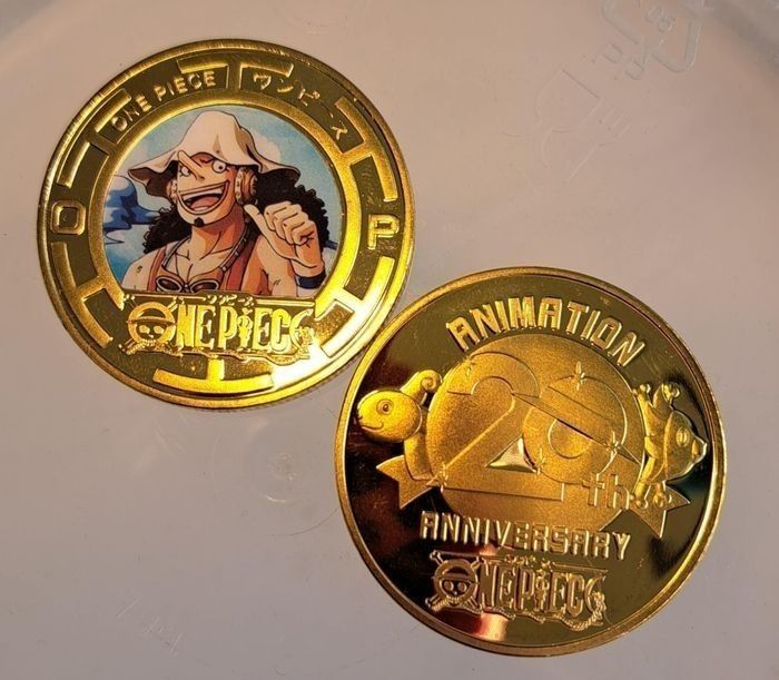 ONE PIECE , pièces de collection doré avec divers personnages de la ...