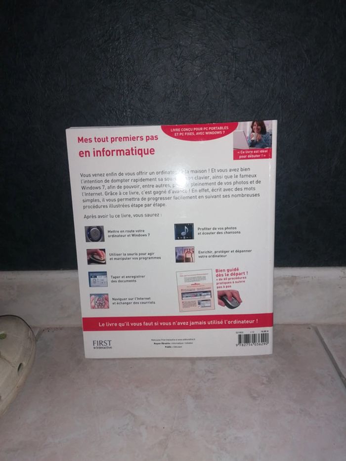 Livre Mes tout premiers pas en informatique | Beebs by Kiabi