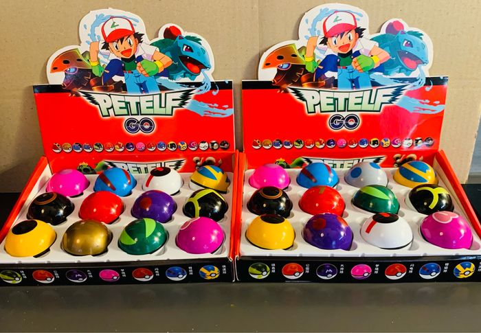 24 figurine pokémon & 24 pokeballs pokemon - Pokemon | Beebs