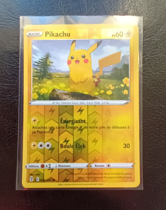 Carte Pokemon Pikachu Reverse 049/203 : Achat occasion | Cartes Pokémon ...