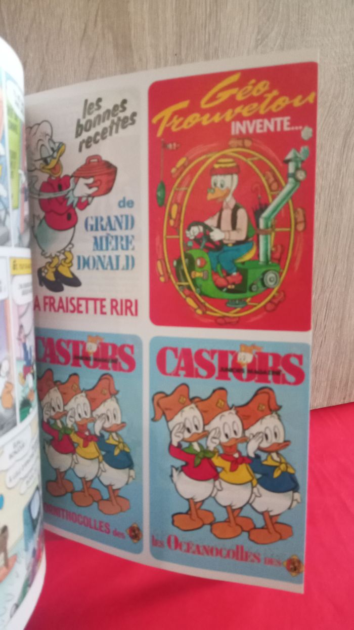 Picsou Magazine, n° 571, 2023, avec le poster et 4 fiches vintage + un grand sticker | Beebs