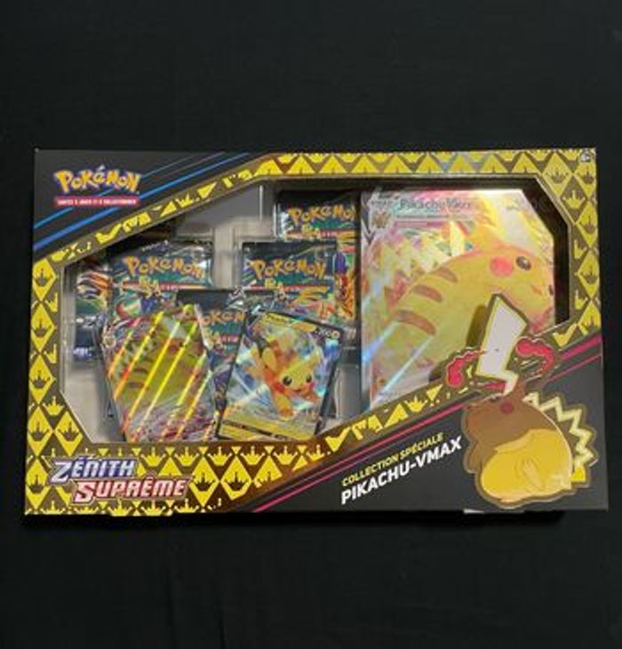 Coffret Pokémon Zénith Suprême Pikachu V-Max - Asmodée | Beebs