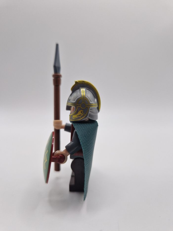 Figurine type lego Eomer du rohan seigneur des anneaux / hobbit ...