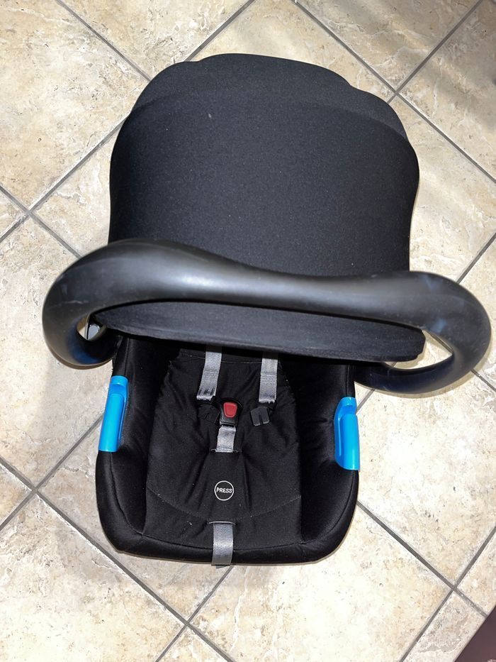 Poussette + cosy - Trottine | Beebs