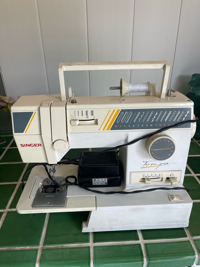 Machine à coudre SINGER TEMPO | Beebs by Kiabi