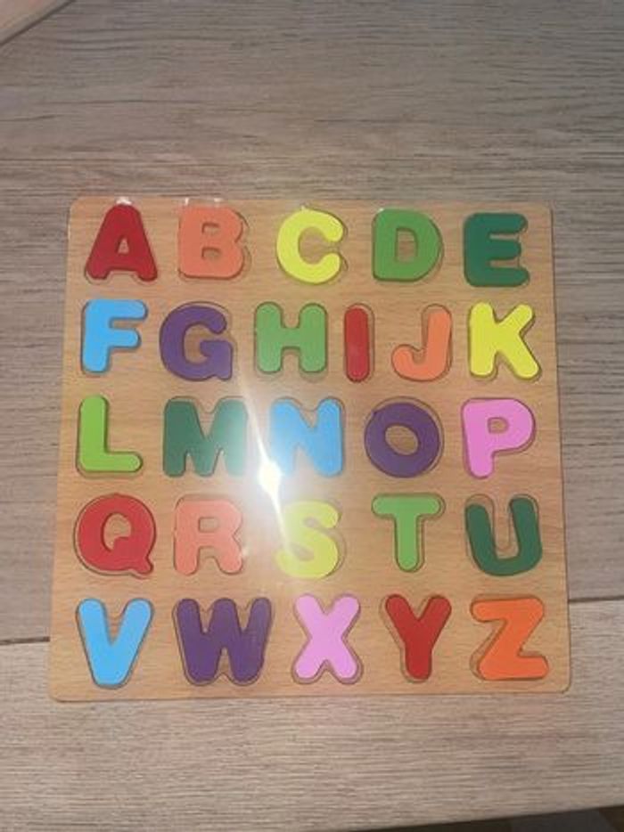 Tableau apprentissage alphabet - Alphabet - 12 mois | Beebs
