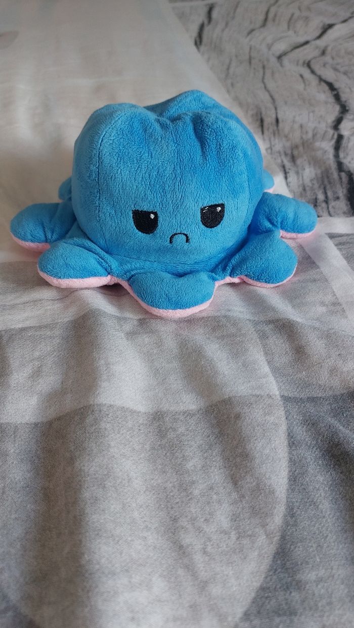 Belle peluche Pieuvre réversible | Beebs by Kiabi