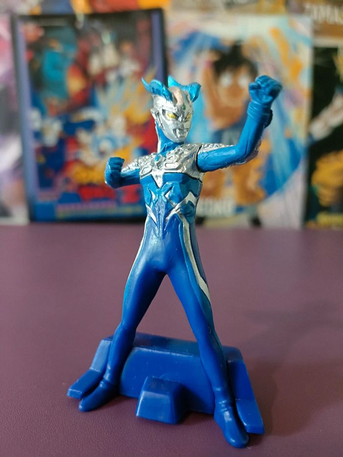 Figurine rare Ultraman Zero "HG Heroes Ultraman 2-Zero, New Power ...