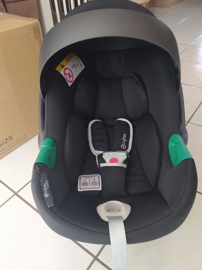 Siège auto Cybex aton b2 i-size + base one : Achat occasion | Sièges auto Cybex Neuf, sans étiquette