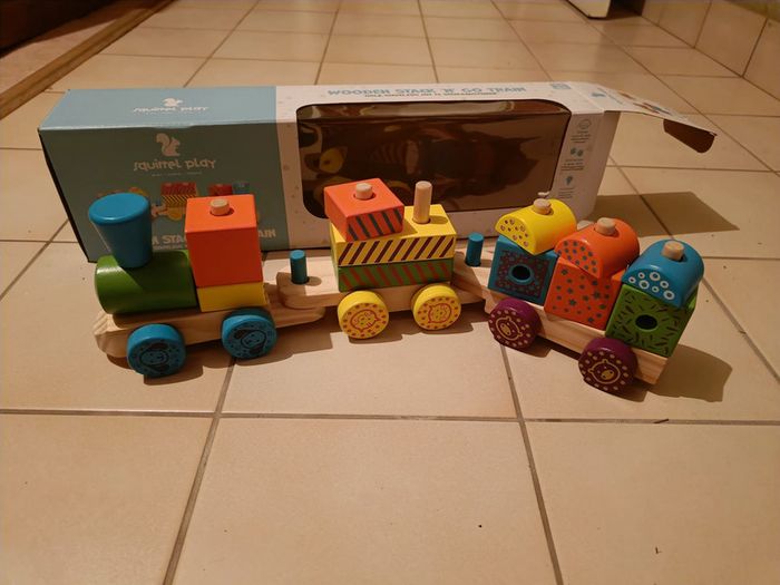 Train en bois - Squirrel Play : Achat occasion | Jouets en bois ...
