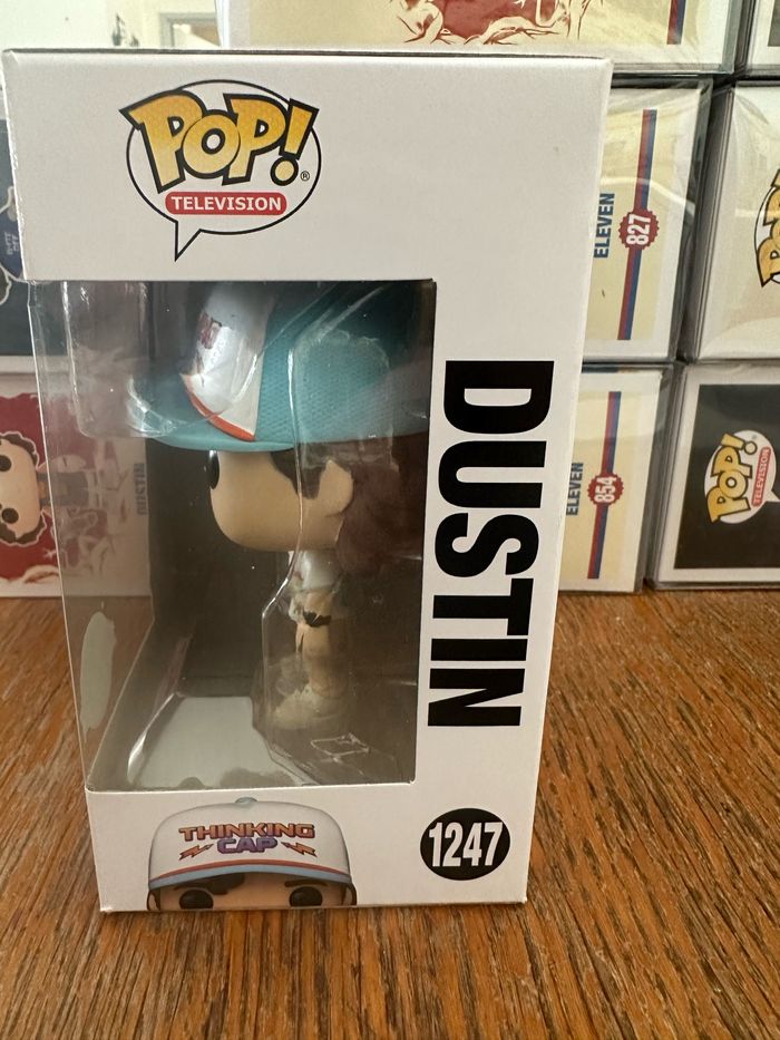 FUNKO POP ! TELEVISION NETFLIX STRANGER THINGS - DUSTIN (1247) SPECIAL ...