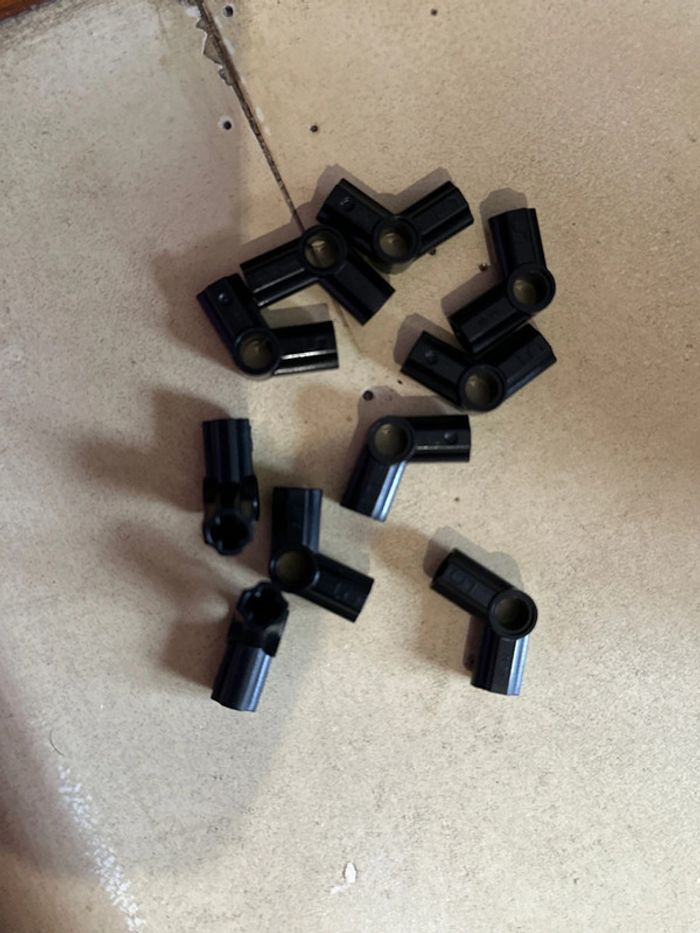 10 pièces Lego Black Technic, Axle and Pin Connector Angled #5 - 112.5 ...