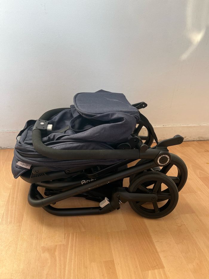 Pousette Easy S Twist + avec Cosy et Base isofix - Cybex | Beebs