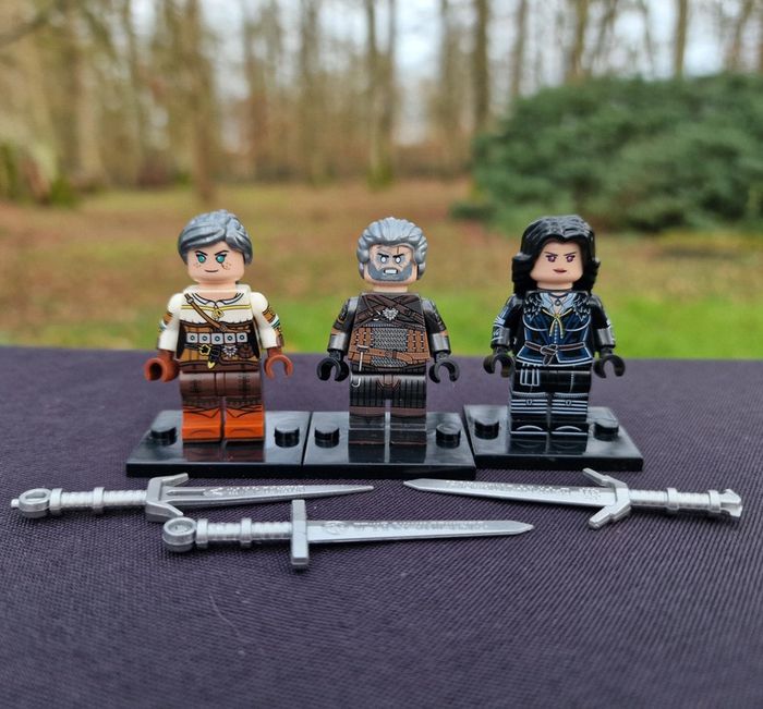 Minifigure Serie Netflix jeu vidéo The Witcher lot de 3 figurines Ciri ...