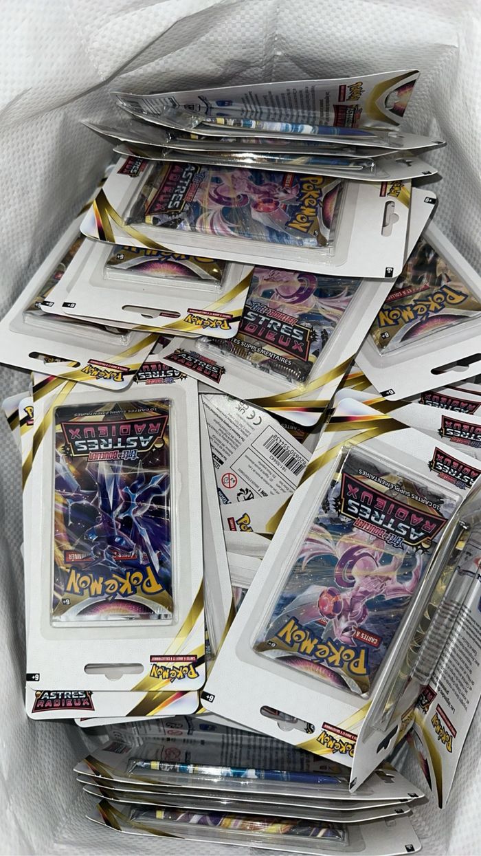 Booster Pokémon - Pokemon | Beebs