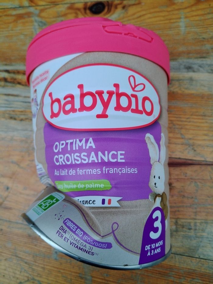 Boite de lait en poudre neuve mais cabossée : Achat occasion | Lait ...