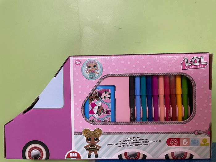 Bus coloriage lol surprise neuf - LOL Surprise | Beebs