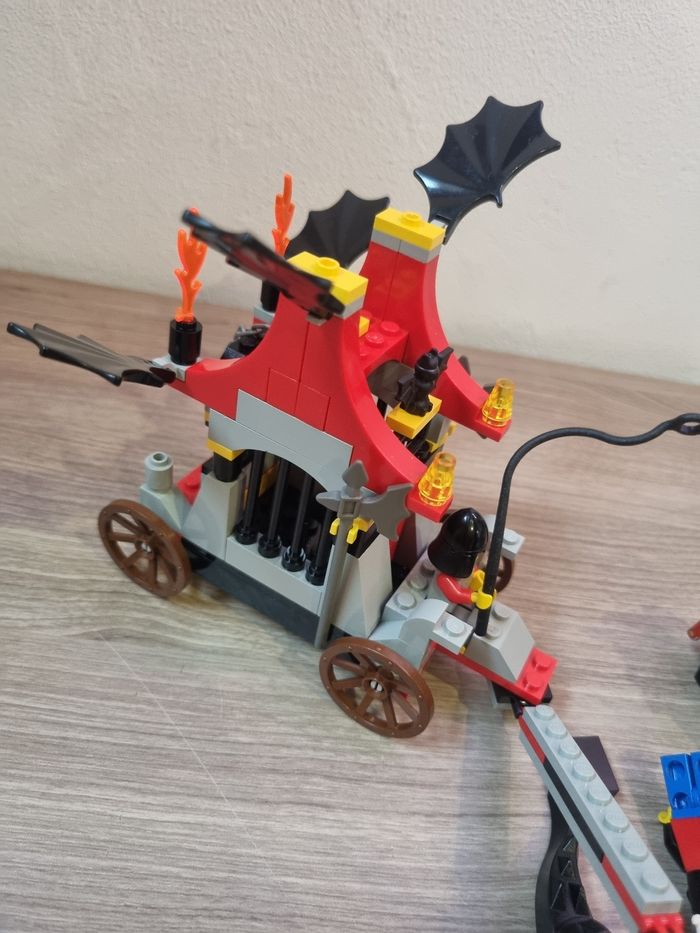 Lego castle 6047 traitor transport - Lego | Beebs